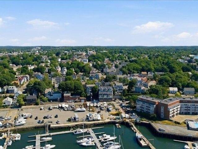 condo with 2 bedroom, Beverly MA DS103442102