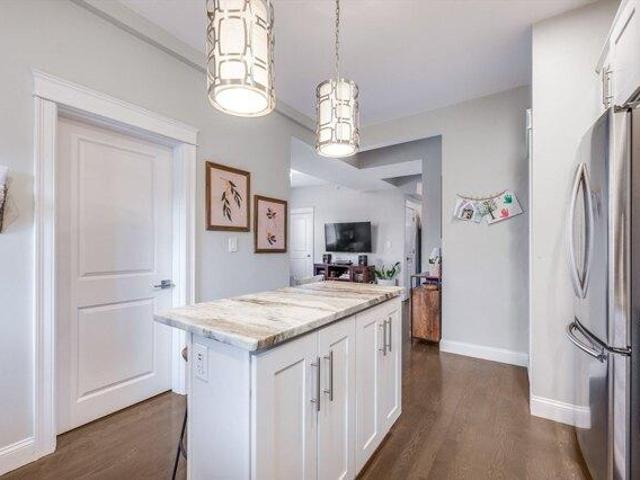condo with 2 bedroom, Beverly MA ES105231960