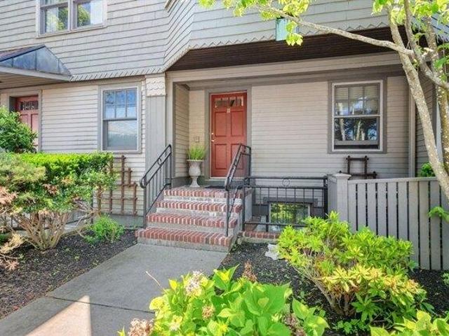 condo with 2 bedroom, Beverly MA ES103806893