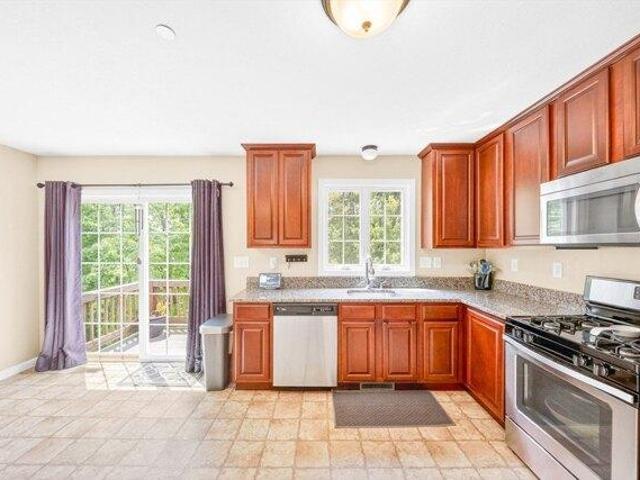condo with 2 bedroom, Billerica MA ES103224110