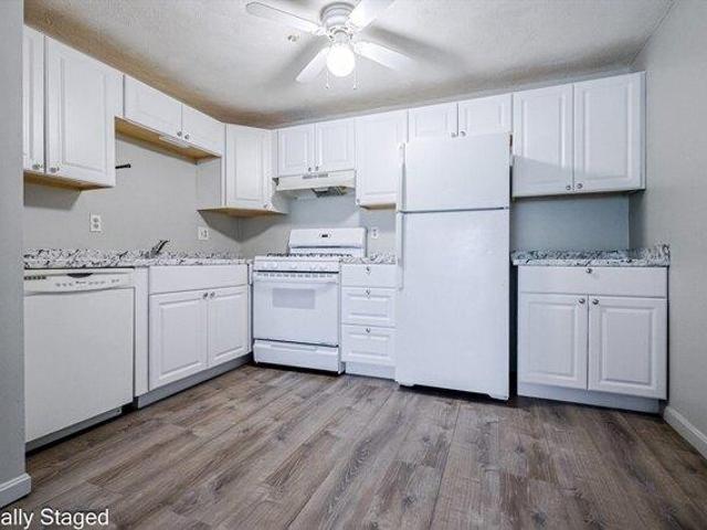 condo with 2 bedroom, Billerica MA ES104920782