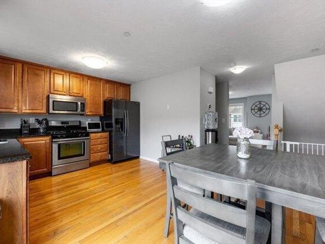 condo with 2 bedroom, Billerica MA ES105109344