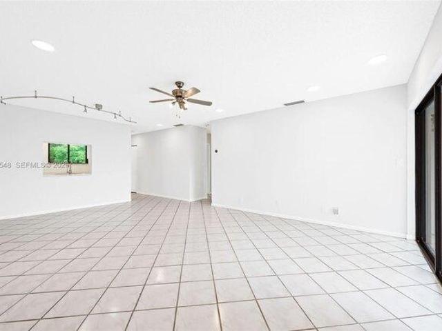 condo with 2 bedroom, Boca Raton FL ES104899134