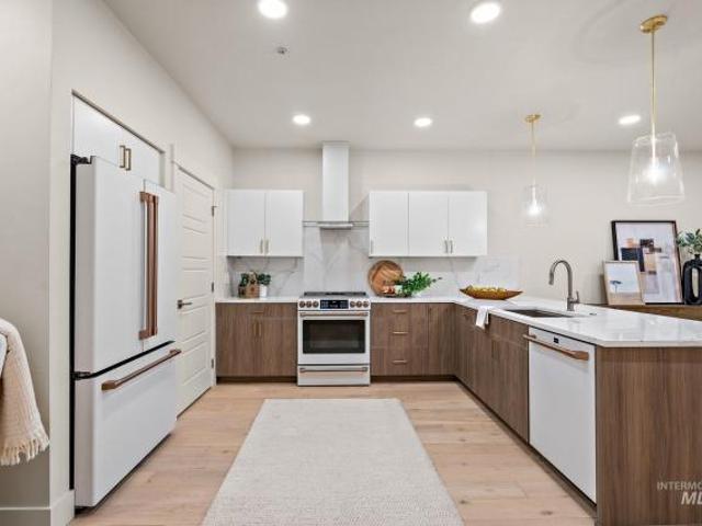 condo with 2 bedroom, Boise ID DS86228269