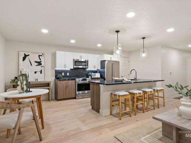 condo with 2 bedroom, Boise ID DS86228260