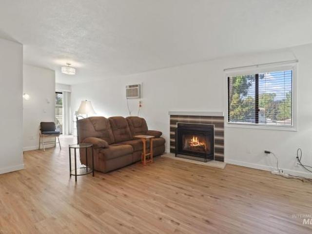 condo with 2 bedroom, Boise ID ES84122701