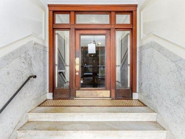 condo with 2 bedroom, Boston MA DLS102409657