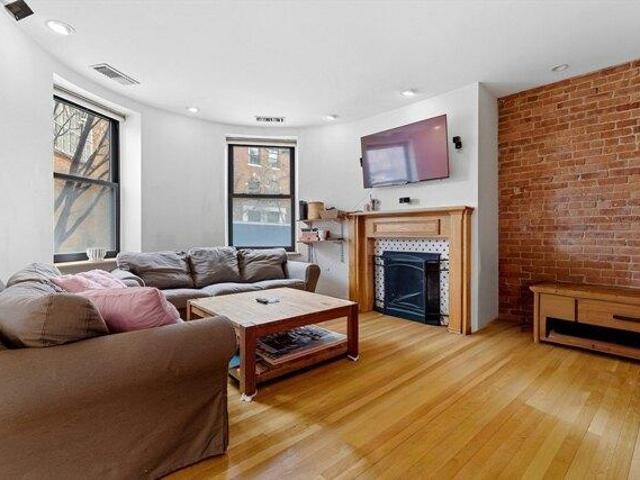condo with 2 bedroom, Boston MA DLS102635804