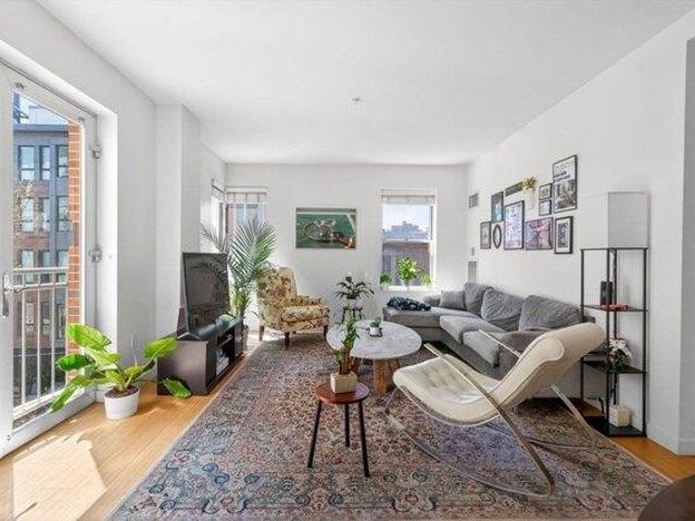 condo with 2 bedroom, Boston MA DLS102775679