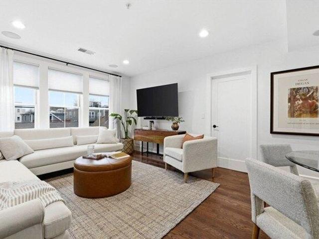 condo with 2 bedroom, Boston MA DLS102776748