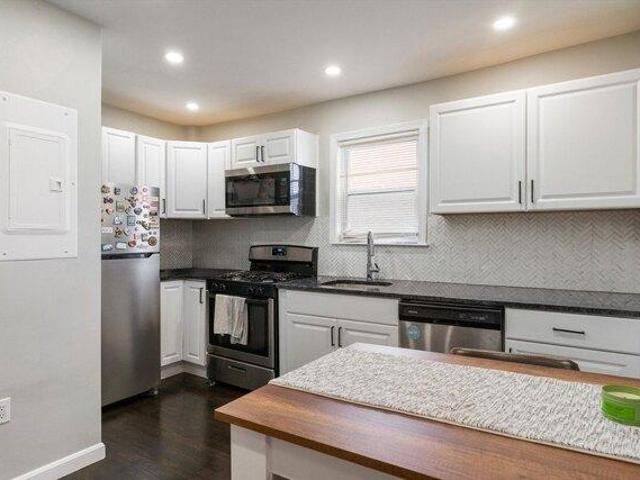condo with 2 bedroom, Boston MA DLS102778100