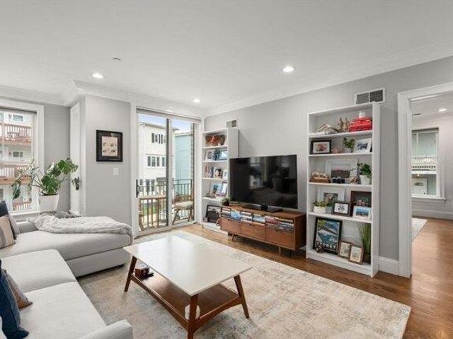 condo with 2 bedroom, Boston MA DLS102798448