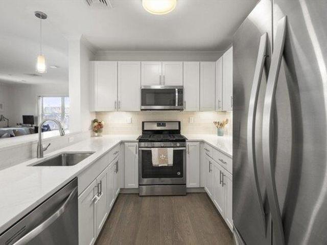 condo with 2 bedroom, Boston MA DLS102825050