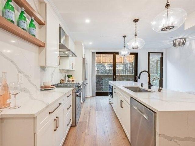 condo with 2 bedroom, Boston MA DLS102860259