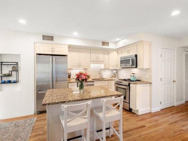 condo with 2 bedroom, Boston MA DLS102860677