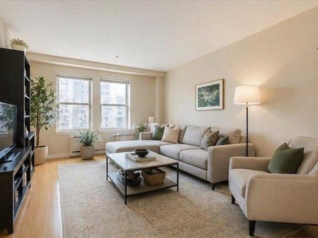 condo with 2 bedroom, Boston MA DLS102959215