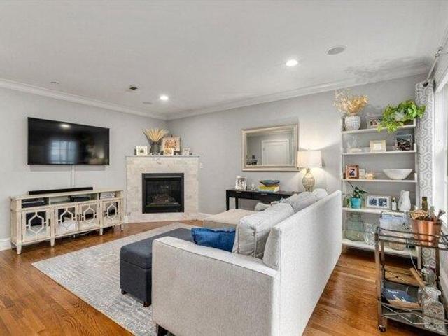 condo with 2 bedroom, Boston MA DLS103033600