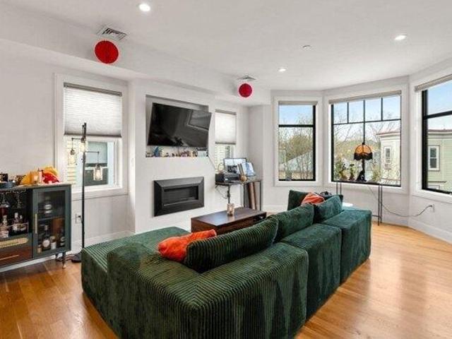 condo with 2 bedroom, Boston MA DLS103072398