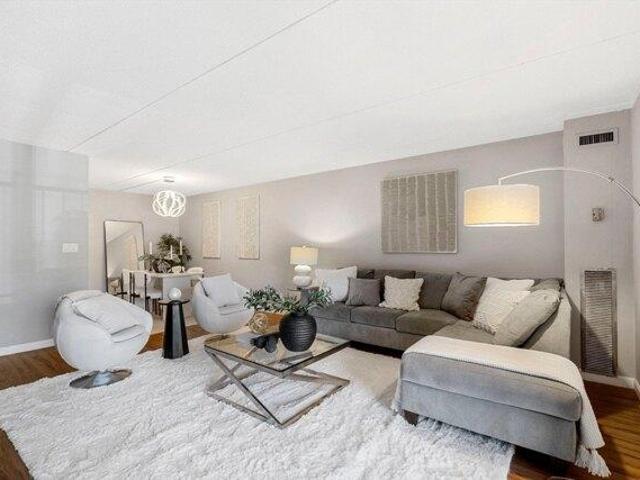 condo with 2 bedroom, Boston MA DLS103100786