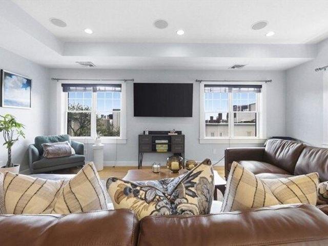 condo with 2 bedroom, Boston MA DLS103127360