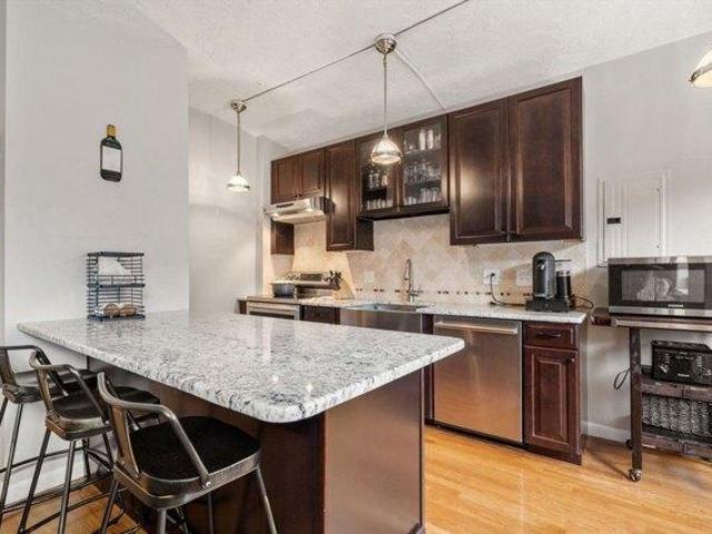condo with 2 bedroom, Boston MA DS102410153