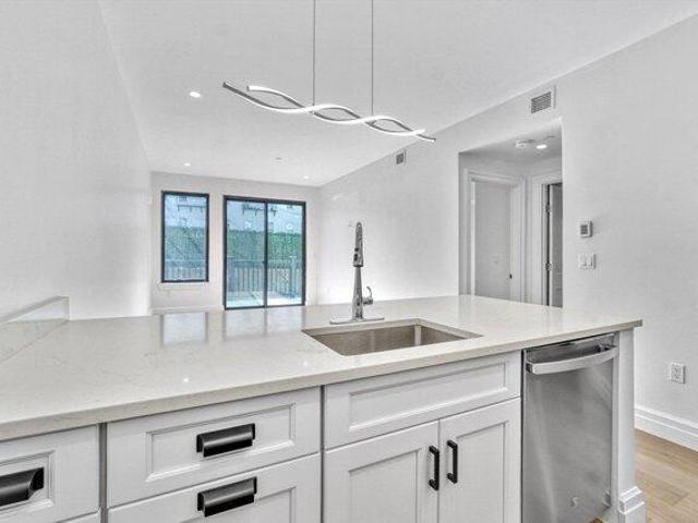 condo with 2 bedroom, Boston MA DS102411545