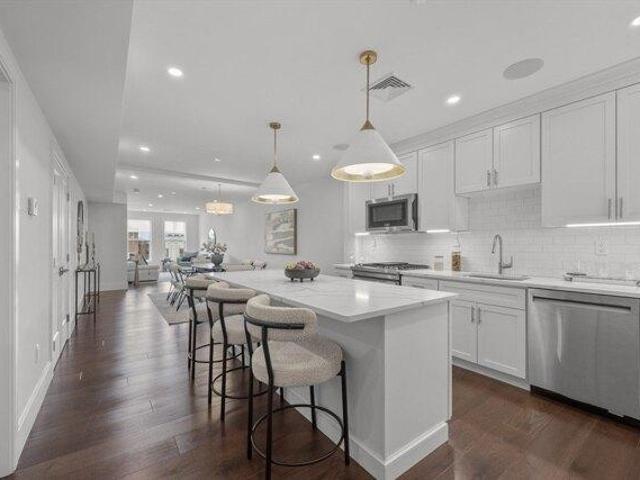 condo with 2 bedroom, Boston MA DS102583733