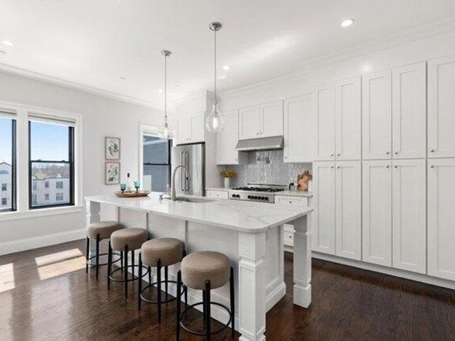 condo with 2 bedroom, Boston MA DS102120034