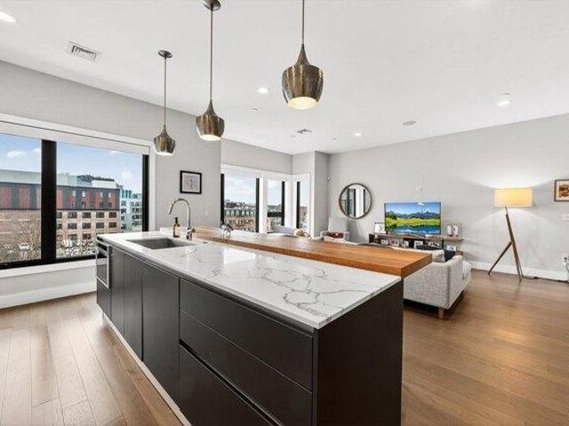 condo with 2 bedroom, Boston MA DS102121637