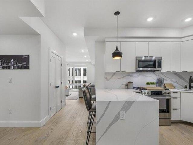 condo with 2 bedroom, Boston MA DS102372077