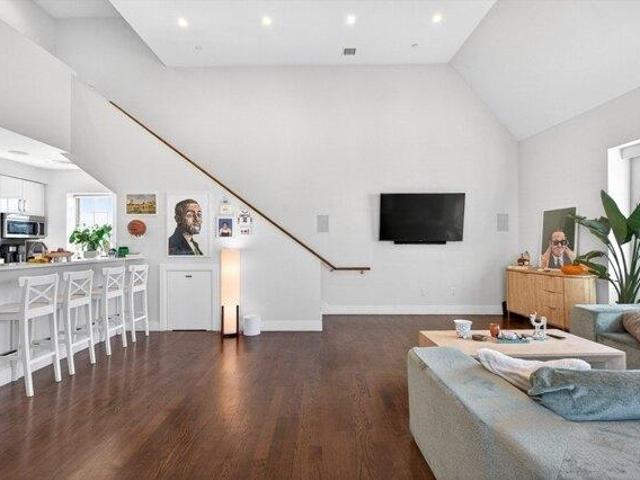 condo with 2 bedroom, Boston MA DS102372184