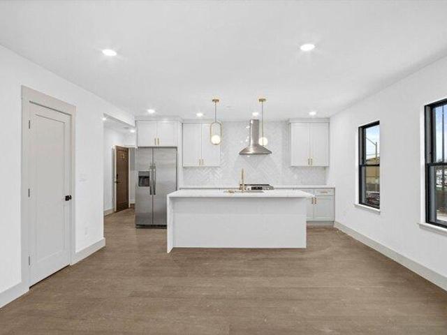 condo with 2 bedroom, Boston MA DS104043539