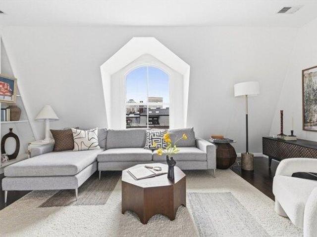 condo with 2 bedroom, Boston MA DS104298353