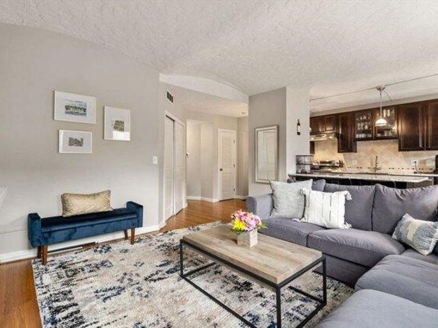condo with 2 bedroom, Boston MA ES103443530