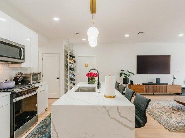 condo with 2 bedroom, Boston MA ES103498976