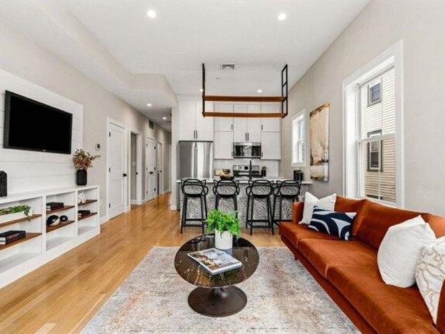 condo with 2 bedroom, Boston MA ES103499549