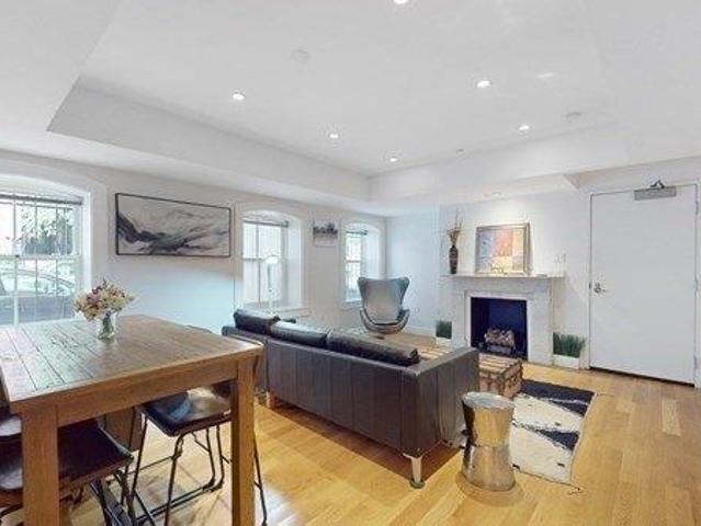 condo with 2 bedroom, Boston MA ES103500233