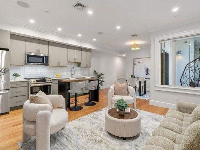 condo with 2 bedroom, Boston MA ES103852401