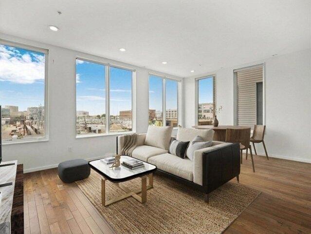 condo with 2 bedroom, Boston MA ES103098214