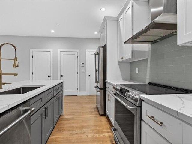 condo with 2 bedroom, Boston MA ES103126039