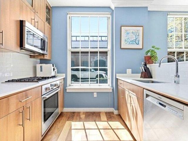 condo with 2 bedroom, Boston MA ES103159586