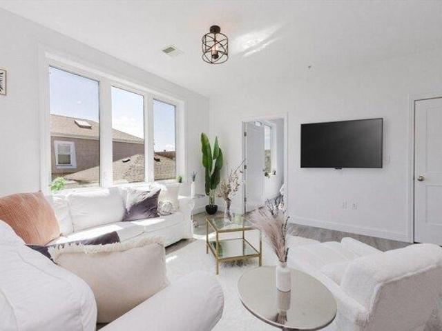 condo with 2 bedroom, Boston MA ES104406010