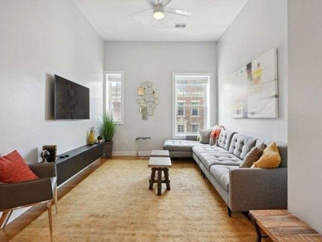 condo with 2 bedroom, Boston MA ES104509983