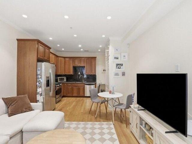 condo with 2 bedroom, Boston MA ES104605353