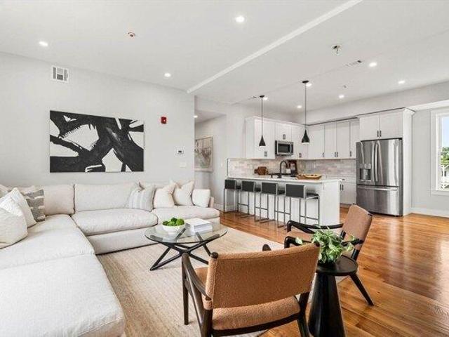 condo with 2 bedroom, Boston MA ES104852044