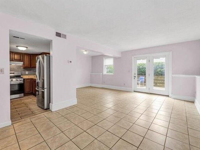 condo with 2 bedroom, Boston MA ES104853000