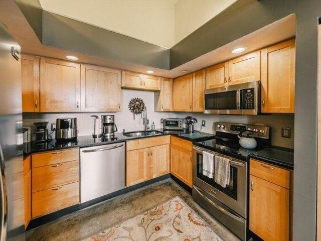 condo with 2 bedroom, Boston MA ES104114743