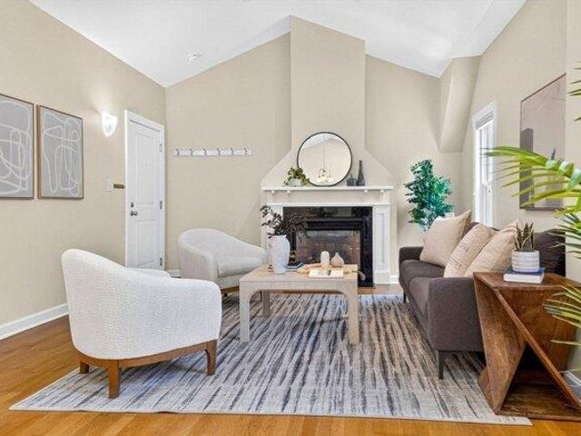 condo with 2 bedroom, Boston MA ES105060459