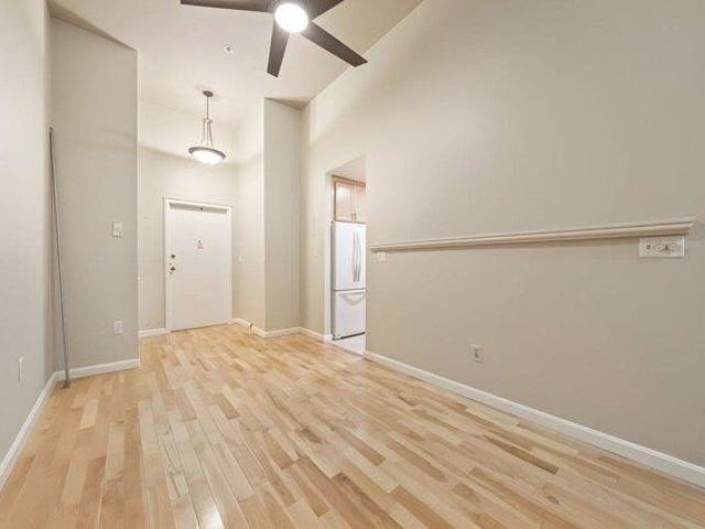 condo with 2 bedroom, Boston MA ES105061000