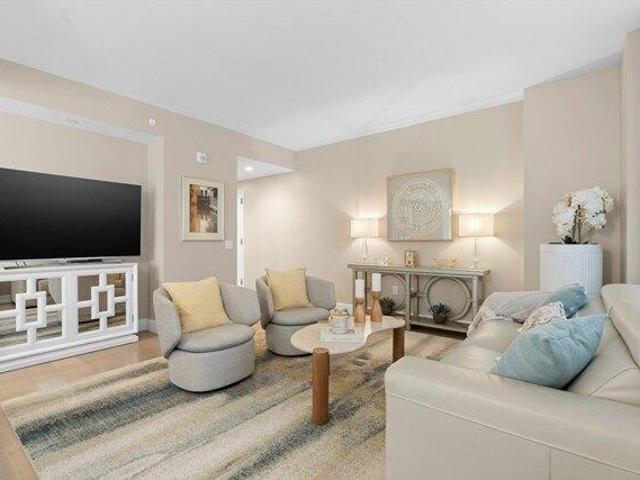 condo with 2 bedroom, Boston MA ES105105377